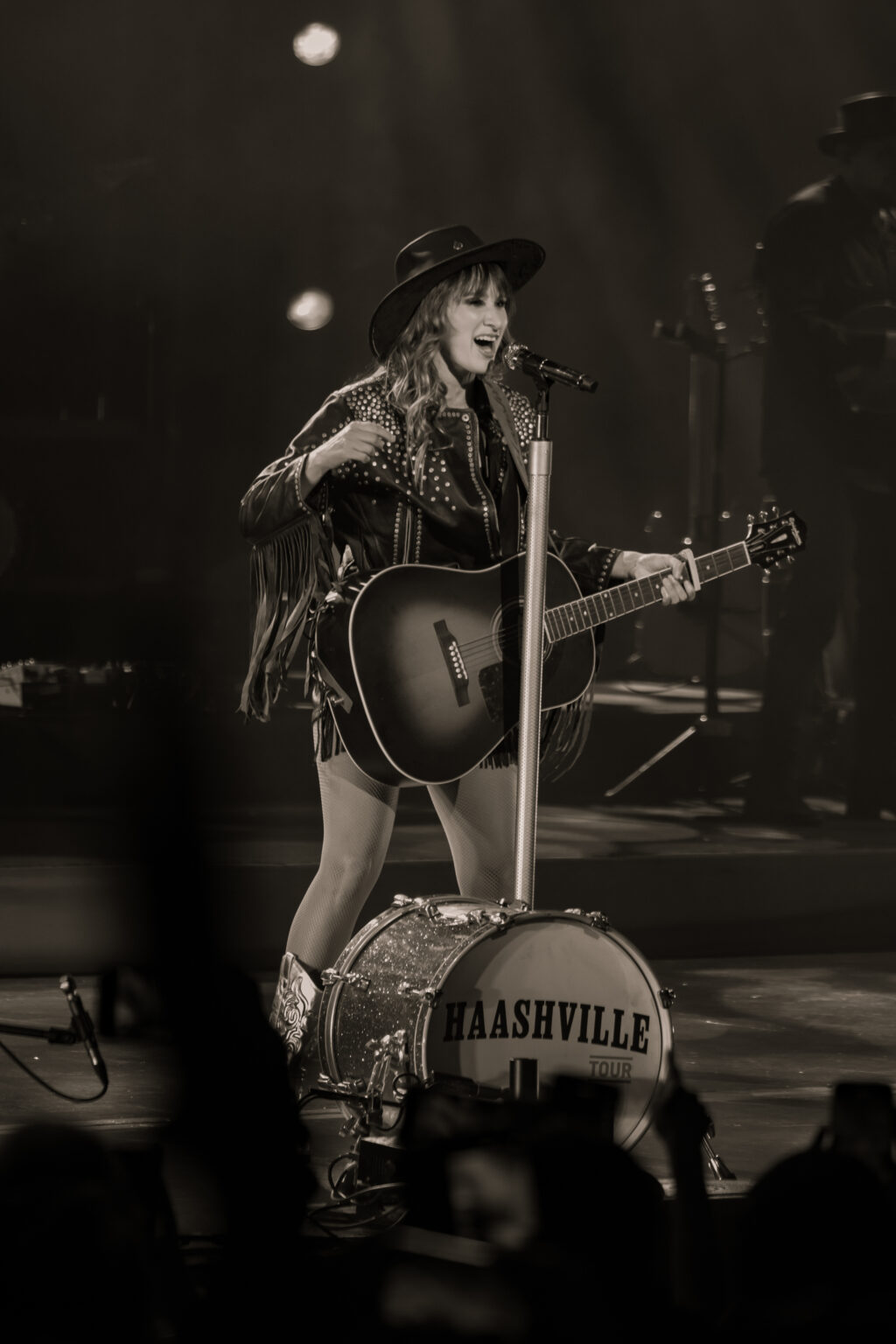 Ha-Ash Llenó de Energía y Emoción Querétaro con su Gira "HAASHVILLE ...